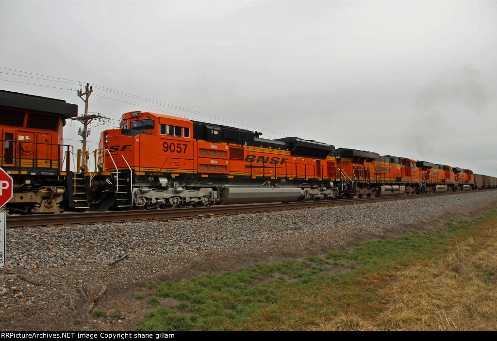 BNSF 9057 Newer Ace.
